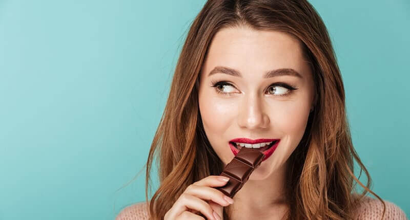 6 Unbelievable Ways Chocolate Can Save Your Skin | 24/7 Mirror