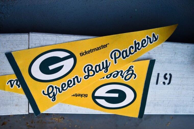 Gee, Wally! 33 Little-Known Facts About Everyone's Favorite Family Show ...