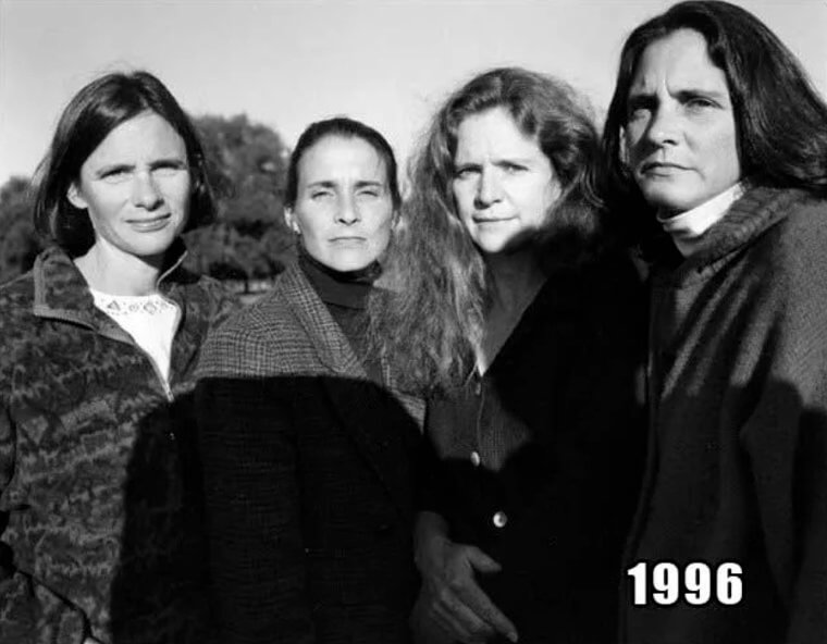 These Sisters Took the Same Photo Every Year for 40 Years ...